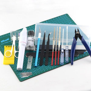 Model kits tool Box with 22 pieces – MegaCulture